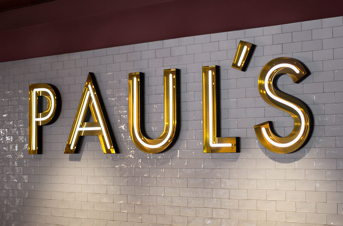 The New Neon: 26 Neon Signs From Around The World That Are Practically ...
