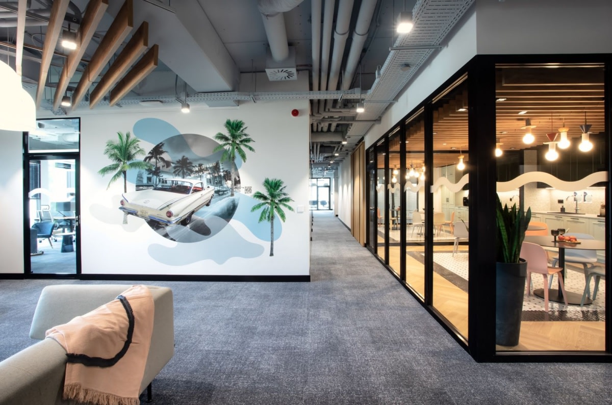 Walls That Work: 25 Inspiring Offices Transformed by Custom Wallcoverings – Tinkering Monkey