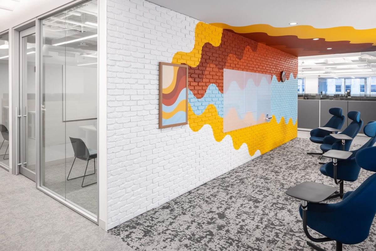 Walls That Work: 25 Inspiring Offices Transformed by Custom ...